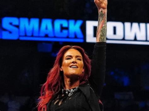 46 Year Old Lita Defies Her Age With High Flying Moves And Classic