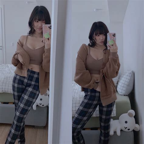 Aria R Offlinetvgirls