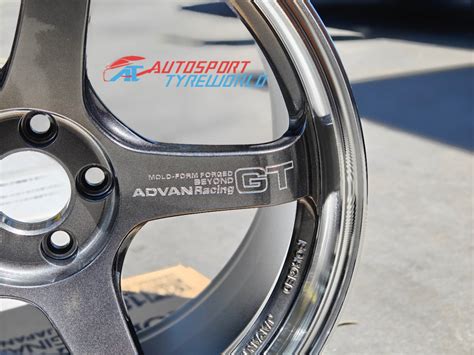 Advan Gt Beyond Machining And Racing Hyper Black Autosport Tyre