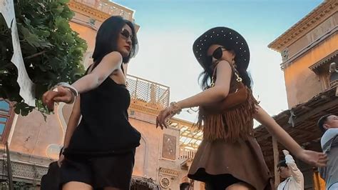 陈翔六点半：喀什古城拍大片 陈翔六点半 陈翔六点半 哔哩哔哩视频