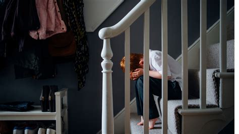 10 Reasons Why Super Nanny Is Super Wrong About Naughty Steps