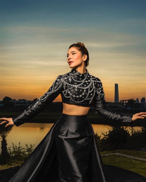 Ayesha Omar Is A Vision To Behold In Her Shoot For Ok Pakistan