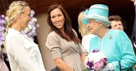 La Reina Isabel Ii Visitó Wimbledon Por Primera Vez En 33 Años Infobae