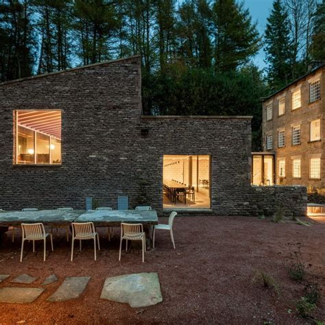 Dezeen Jobs Launches New Company Spotlight Section