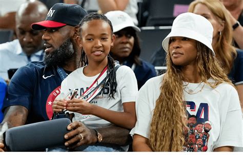 Savannah James Stuns With Powerful Swing As She Playfully One Ups