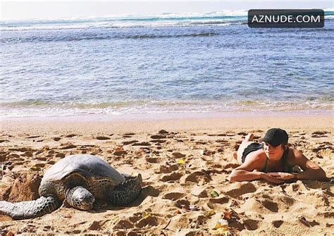 Katelyn Pippy Sexy Photos On The Beach Aznude
