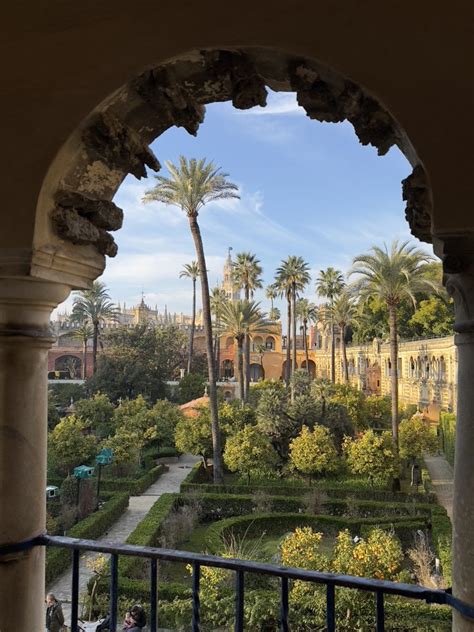 El Alcázar De Sevilla Un Tesoro De Historia Y Arquitectura