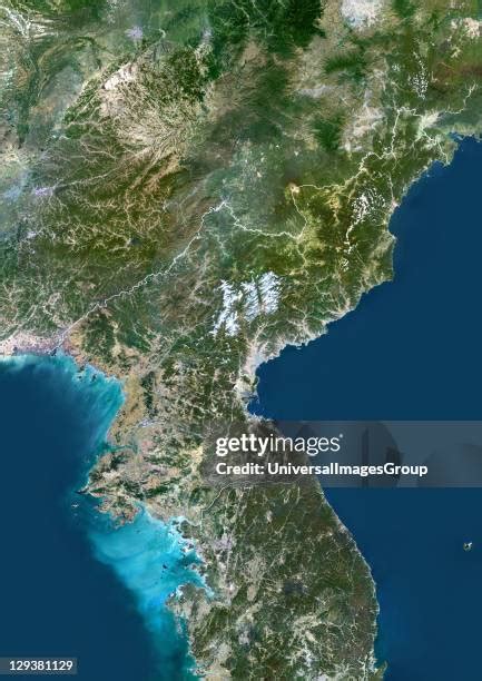 Korean Peninsula Map Photos And Premium High Res Pictures Getty Images