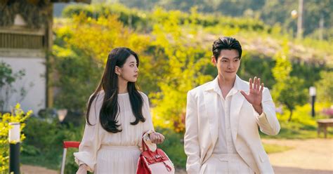 다 ~지니 25년 4분기 공개김우빈x수지 요술의 투샷