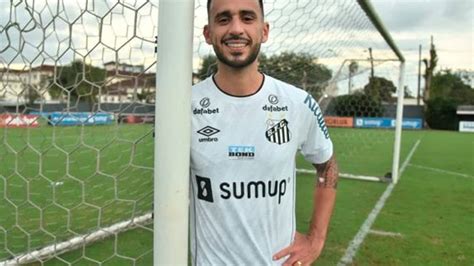 Conheça Mais Sobre O Volante Camacho Novo Reforço Do Santos Lance