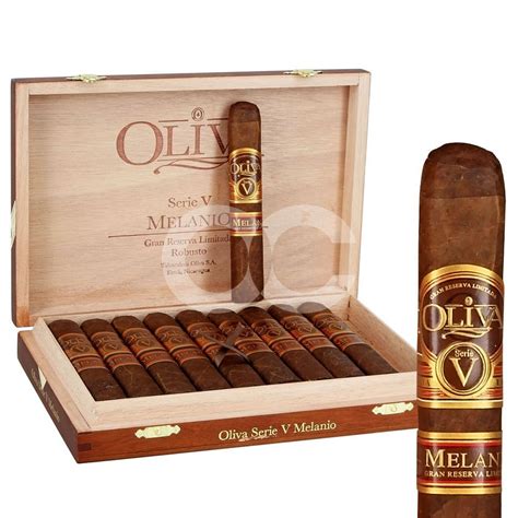 Oliva Serie V Melanio Robusto Cigars