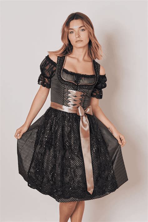 Lovely Mini Dirndl ♥