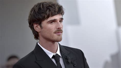 Jacob Elordi Y Su Envidiable Altura Se Adueñan De La Biennale