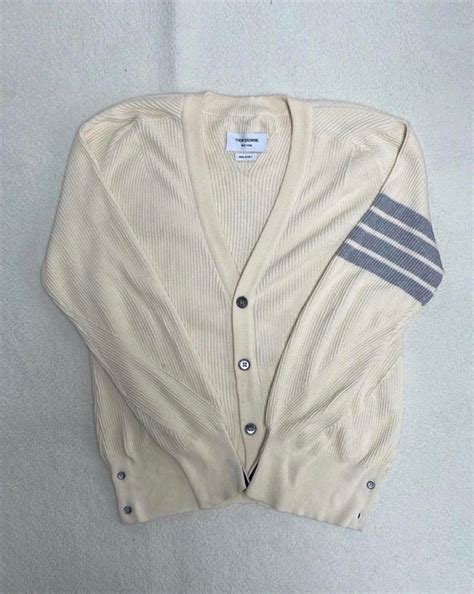백화점판한글택톰브라운 가디건 아이보리 1사이즈 헬로마켓