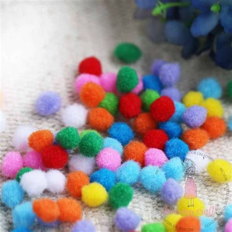 Mini Pom Pom Crafters Corner