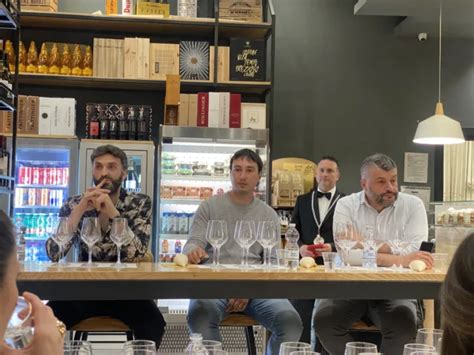 Storica Verticale Di 6 Annate Taurasi Cantina Perillo A Casa Martino