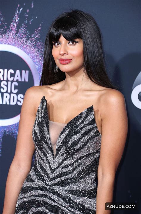 Jameela Jamil Sexy At The 2019 American Music Awards At The Microsoft