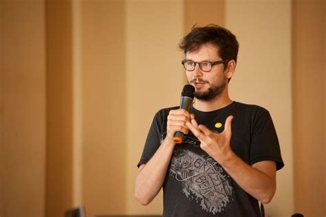 Pictures Of Dan Gregor