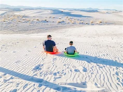 Guide To White Sands Sledding In New Mexico