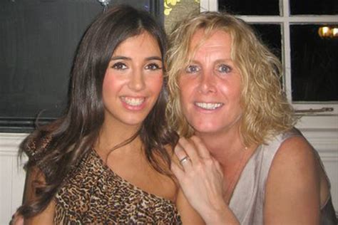 Towie Star Peri Sinclairs Mother Killed In Tragic Accident After Storm