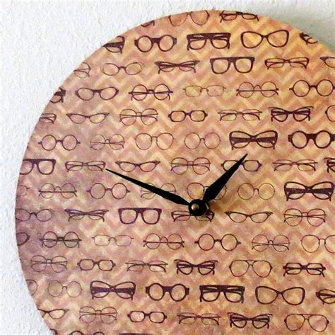 Shannybeebo Clock Glasses