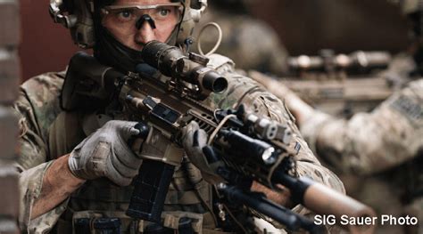 Sig Sauers Xm7 Rifle And Xm250 Lmg Get Us Army Approval As The M7