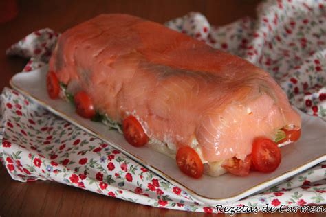 Pastel Salado De Pan De Molde Y Salmón