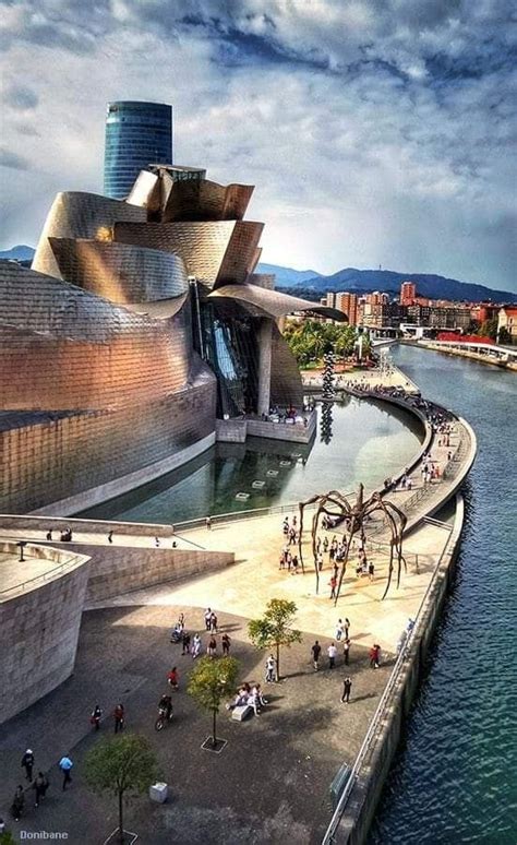 Best 12 Buildings That Show The Beauty Of Deconstructed Architecture