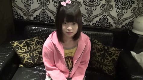 小学生の援交にしか見えない超ヤバい動画！『おじさん気合入っちゃたよっ体型、顔、文句なしの久々に気合いはいっちゃったよ』レビュー スクールガールレビュー