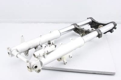 2001 Honda Goldwing Gl 1800 Front End 45mm Fork Triple Tree Axle