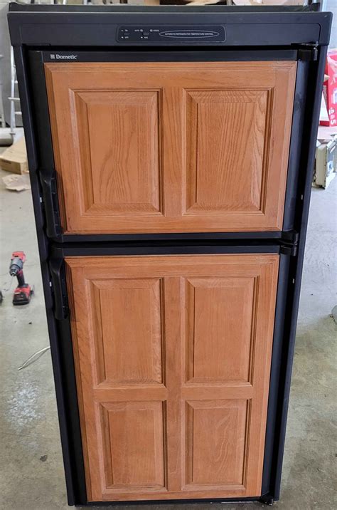 Dometic Dm2652 Propane And Electric Rv Fridge
