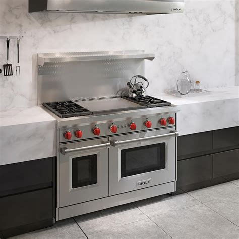 Wolf Gr484dg 48 Inch Pro Style Gas Range With 4 Dual Stacked Sealed