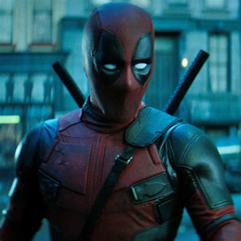Ryan Reynolds Shows His Superhero Butt In Deadpool 2 Teaser