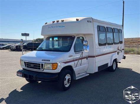2003 Ford E450 Passenger Van Trucks And Auto Auctions