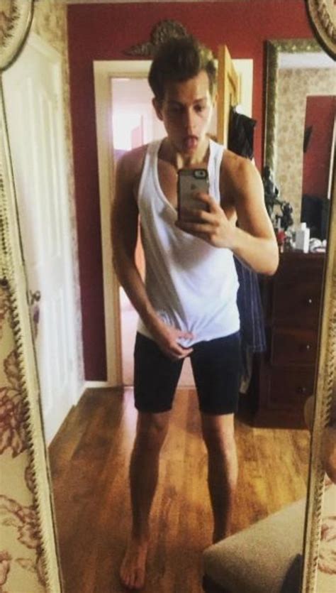 Famous Bulges On Twitter Rt Thefamousbulges James Mcvey Grabbing