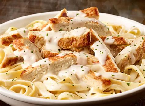 Every Pasta Dinner At Olive Garden—ranked By Nutrition