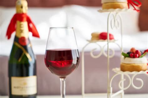 Benefits Of Drinking Wine Before Bed Backed By Science