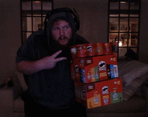 Case And His Pringles R Caseoh