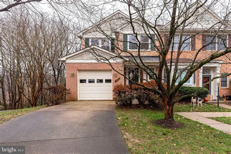 9073 Golden Sunset Ln Springfield Va 22153 See Est Value Schools