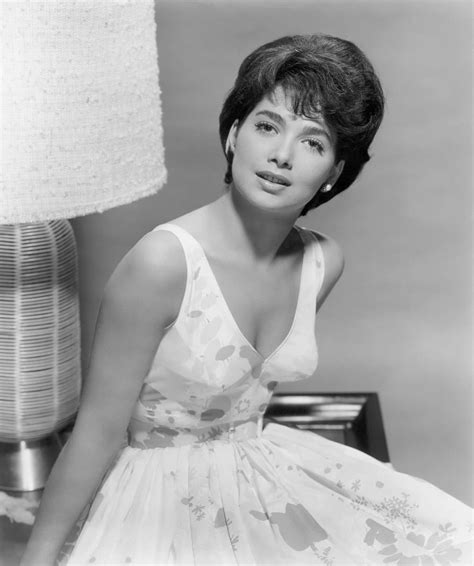 Picture Of Suzanne Pleshette