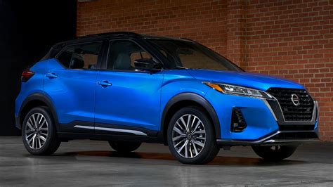 Nissan Kicks Features Options Photos Video Review