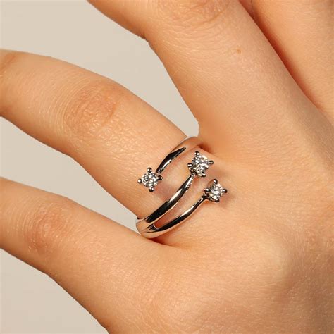 Anello Trilogy Unampia Gamma Di Anelli Trilogy Con Diamanti In Pronta