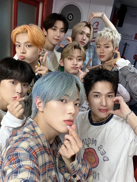 Pin By Dianna Thanthima On Whib Boy Group 🔲 🔳 In 2024 Boy Groups