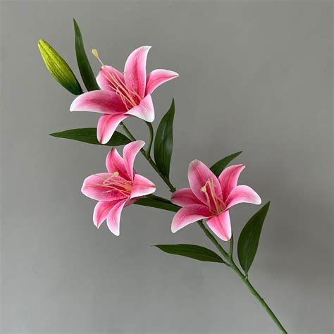 Artificial Elegant Lily Stem Miss One