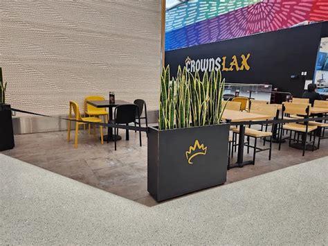 Crowns Lax A California Brewpub Oasis In Los Angeles International