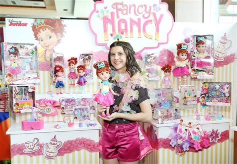 Fancy Nancy Voice Actress Mia Sinclair Jeness Previews Show Toys In