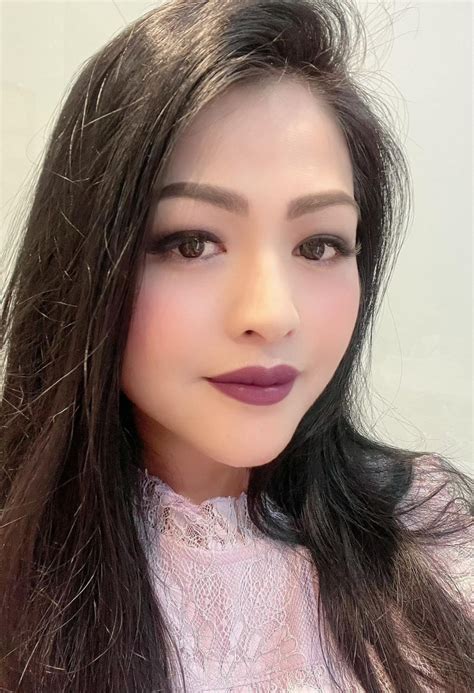 √ មានរឿងអ្វី បានជាភរិយាអតីតតារាសម្តែង ស៊ុក សុភា ធ្លោយមាត់ថាអាណិតលោក សាន សុជា ព្រោះខាងស្រី