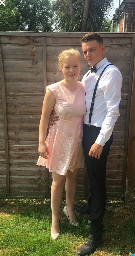 Chloe Chloebeale Twitter