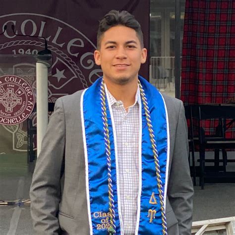 Chris Herrera Gomez Launch Pad Associate Groupm Linkedin