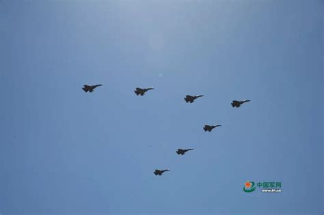 楔队大山谷图库